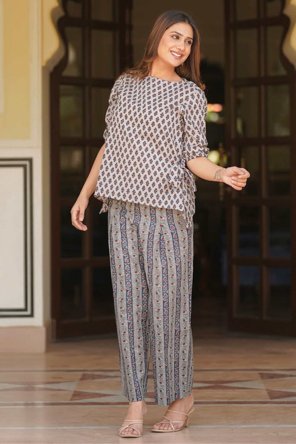 Iris – THREAD COUNTS